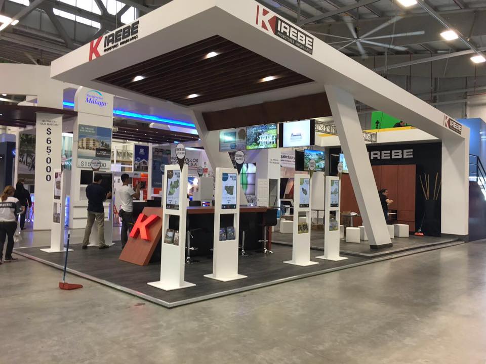 Stands y Displays - impresionantes